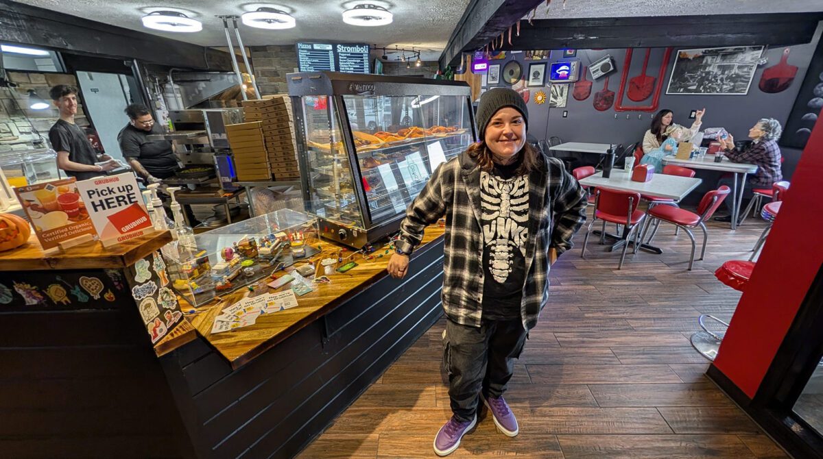 This York County couple opened a side-by-side salon and pizza shop